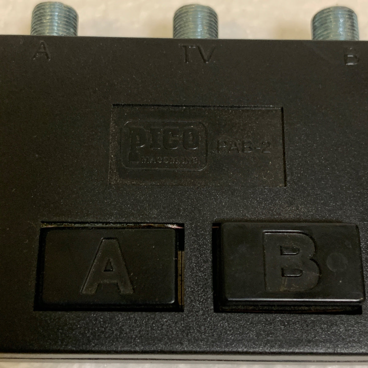 Coaxial A B Switch Pico Macom Inc. Pab 2 Cable TV Switches – Treasuretique